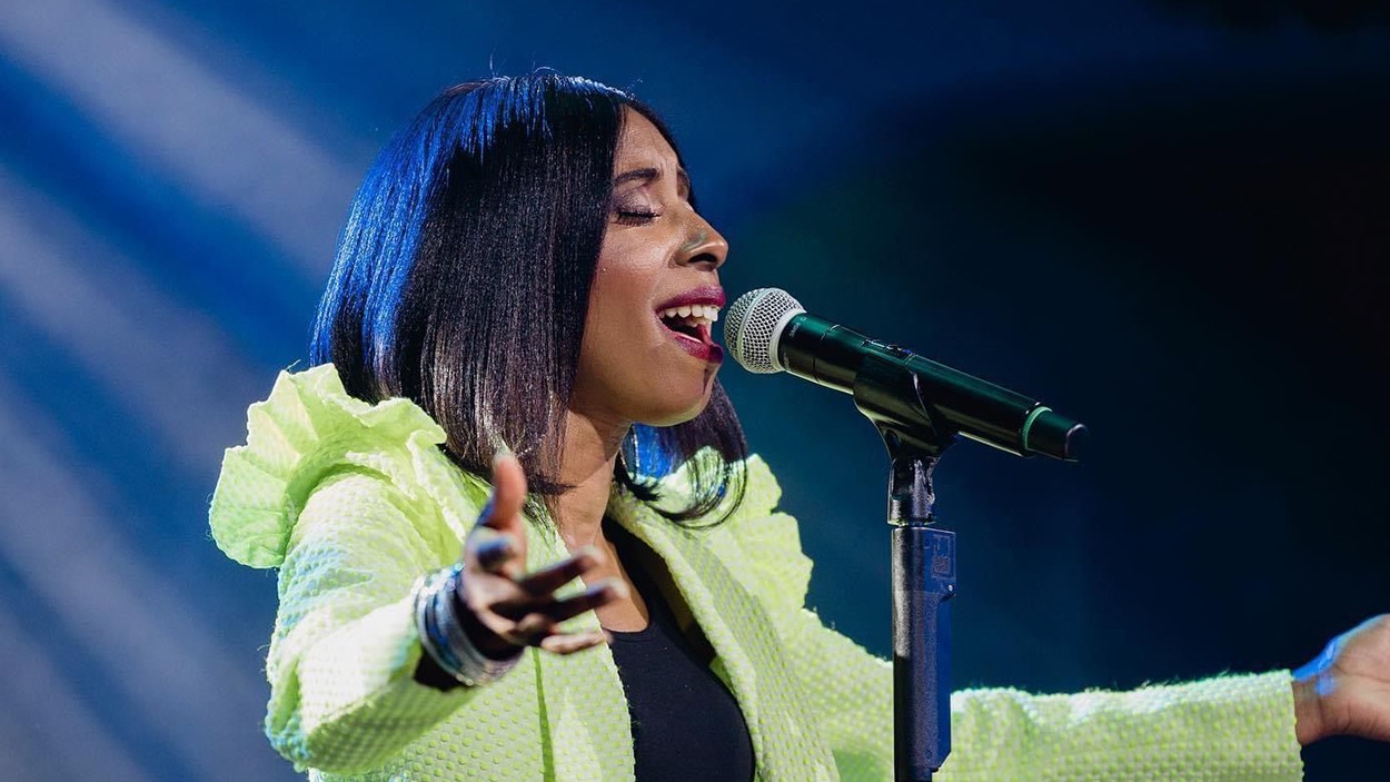 Regresa a Puerto Rico la cantante Lilly Goodman | Buenas Nuevas